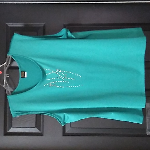 Salon Studio | Tops | Salon Studio Green Blue Top | Poshmark